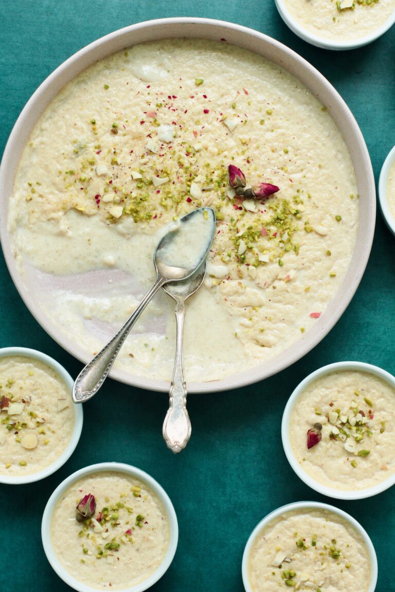Pakistani Semolina Pudding / Sooji Ki Kheer